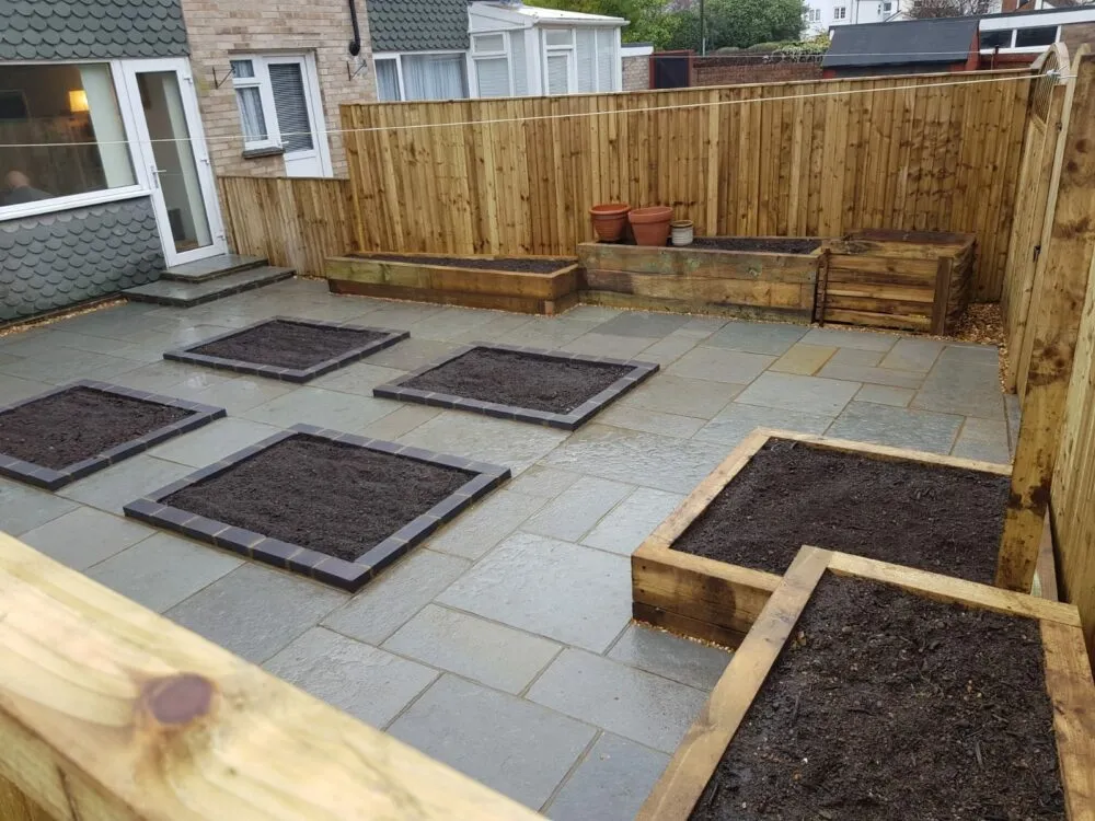 Grey Limestone Sawn Edges - 600x900x22mm