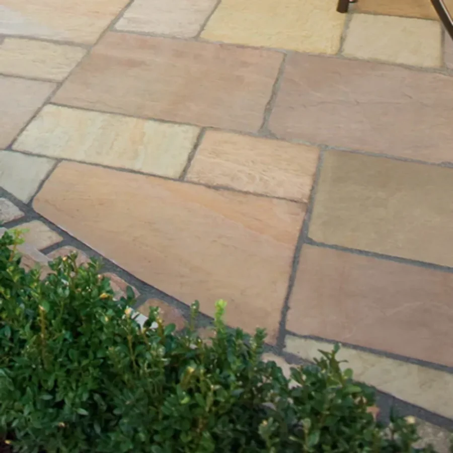 Camel Buff Indian Sandstone Paving Slabs - Riven - 22mm Calibrated ...