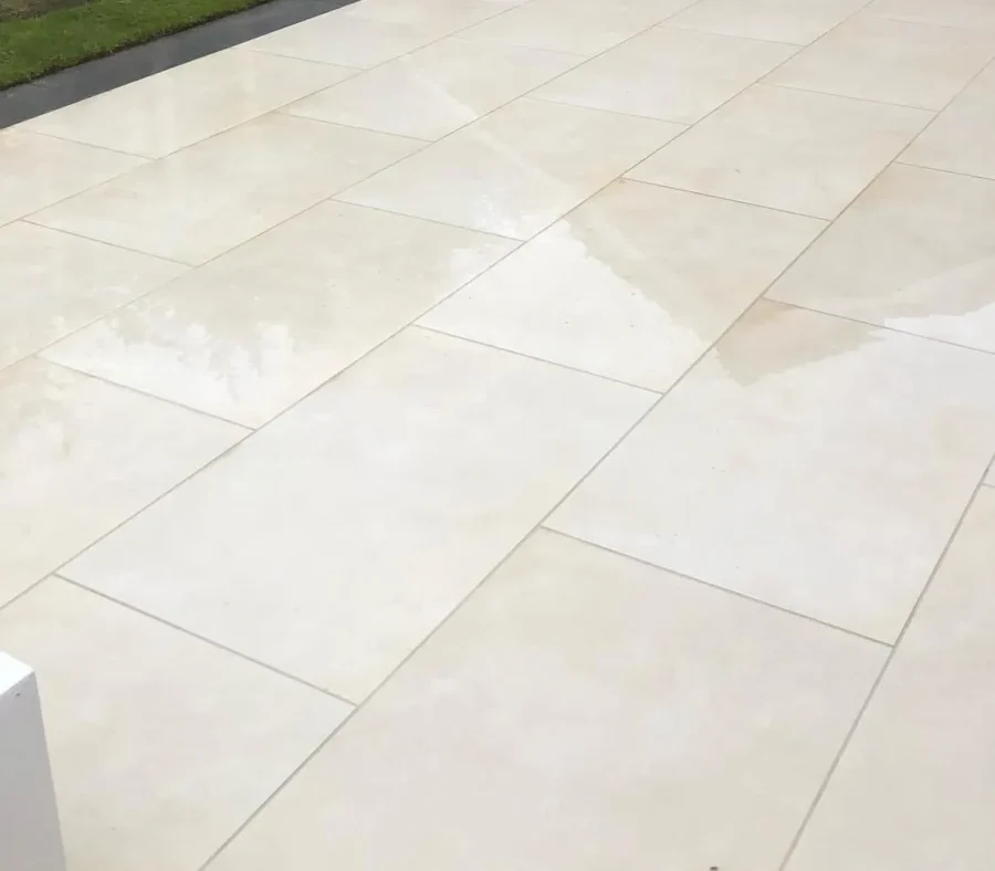 Aosta Crema Outdoor Porcelain Paving Tiles - Sample