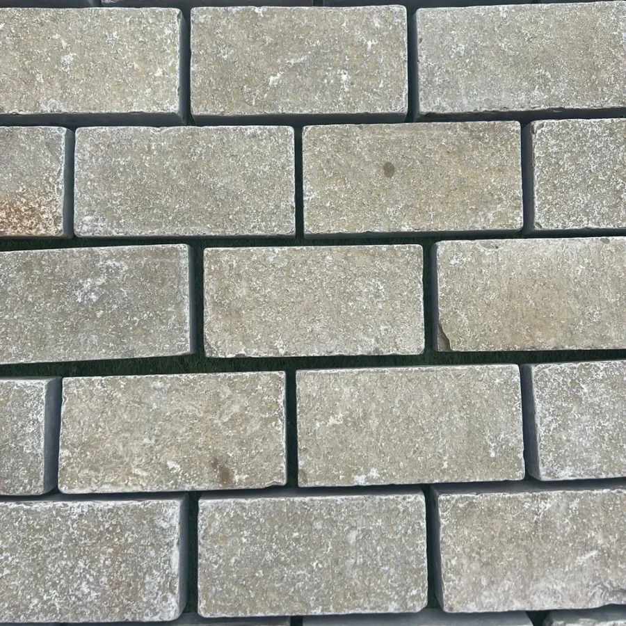 Yellow Limestone Cobble Setts 100x200x40mm: Sample | Natural Paving